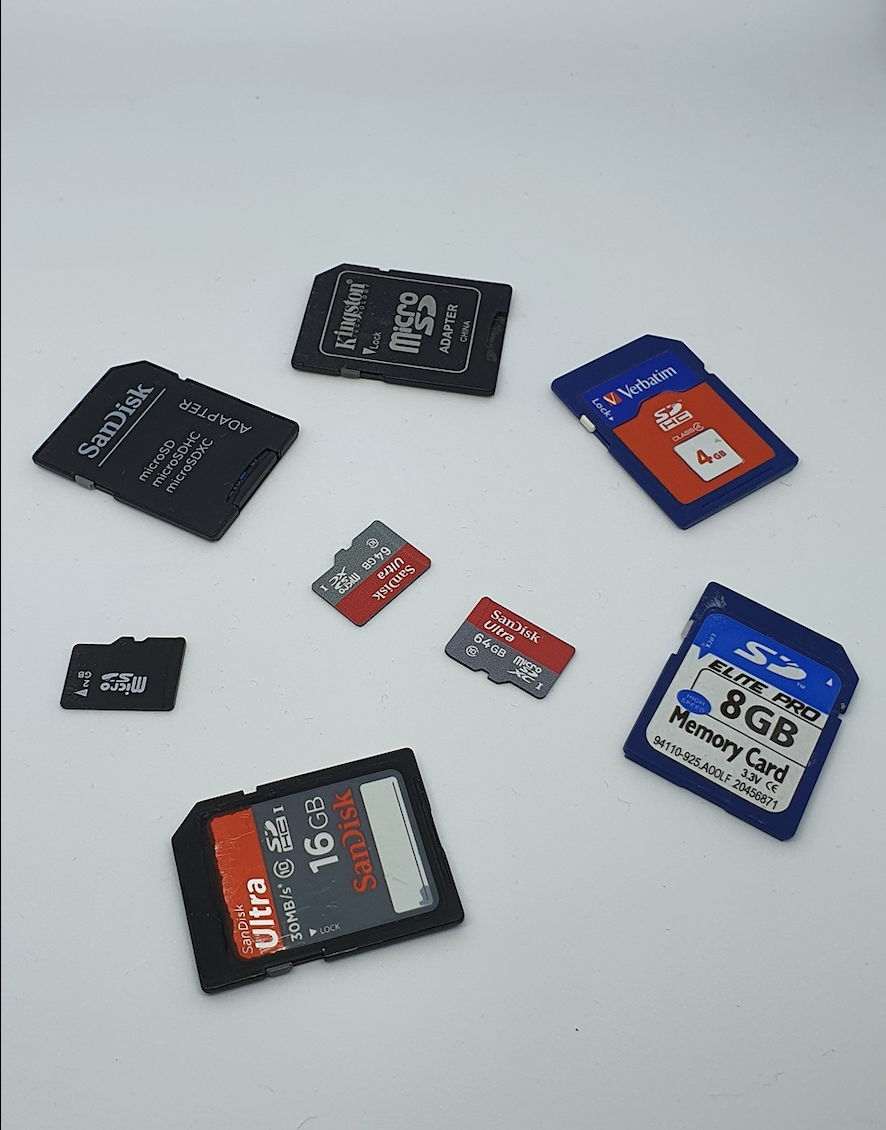 STL file Memory Card Box・Model to download and 3D print・Cults