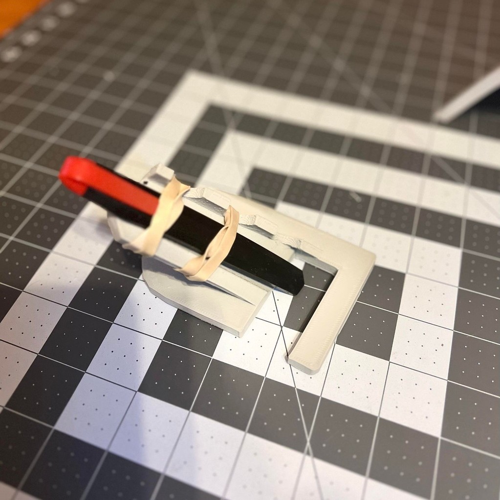 Free 3D file Universal Bevel Grip - 45 Degree Angle Cutter・3D printing ...