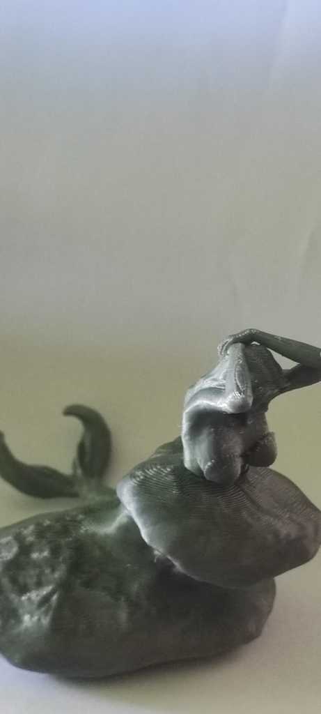 Free 3D file Mermaid Sea Shells with stand 🧜‍♀️・3D printing model to ...