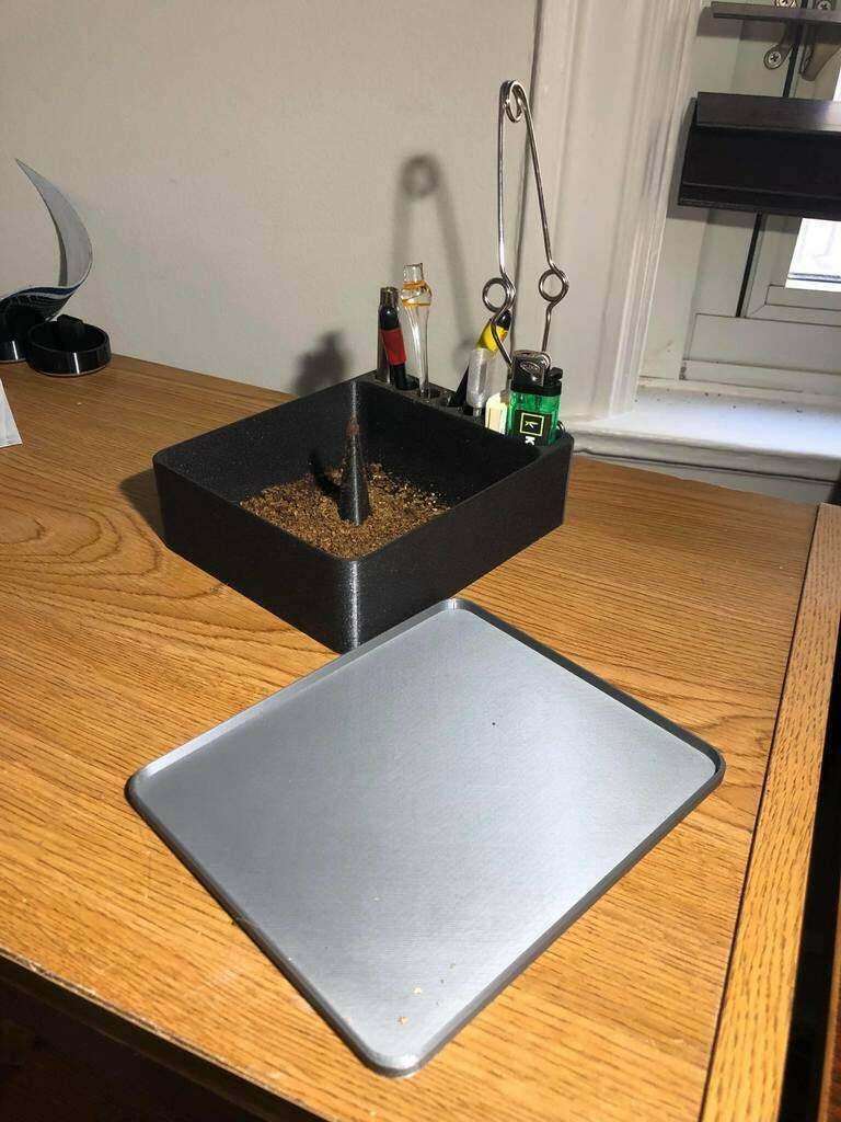 Free STL file Vaporizer Ashtray with Debowler and Rolling Tray 🔧・3D ...