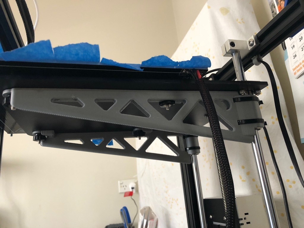 Free 3D file Ender - 4 Heat Bed Supports + Strain Relief 🛏️・3D print ...