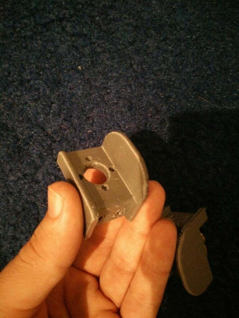 Free STL file Robo3D: Leadnut adapter with z-axis limit switch - 4 Hole ...