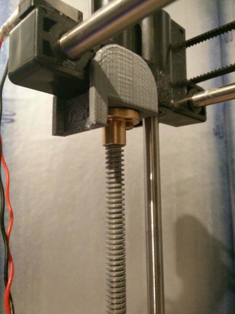 Free STL file Robo3D: Leadnut adapter with z-axis limit switch - 4 Hole ...