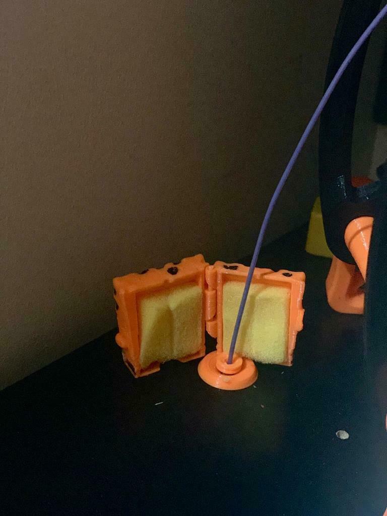 Free STL file Sponge Bob filament dust filter 🧽・3D printable model to ...