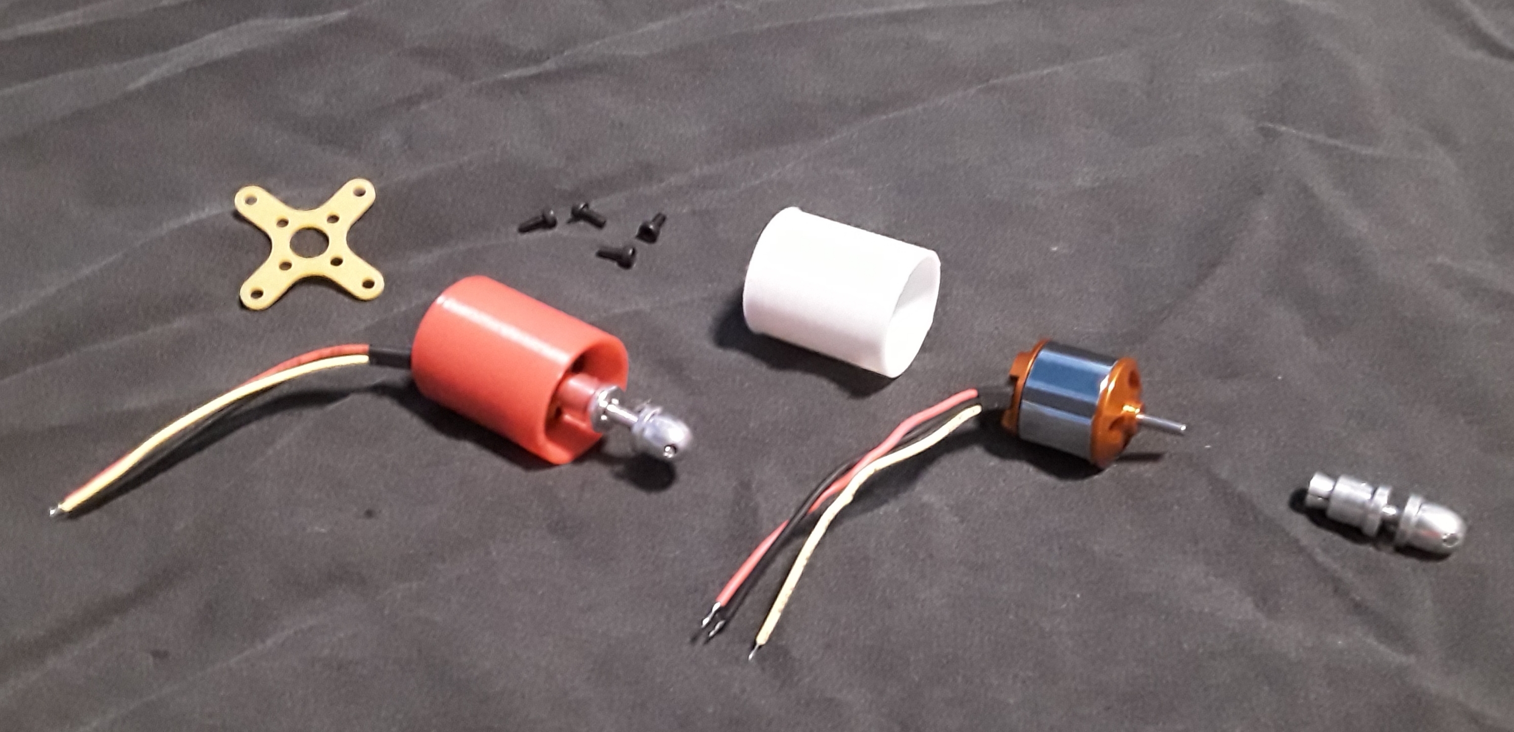 Free STL file 1510 brushless motor Cheetah RC Airplane Zipper Weekender ...
