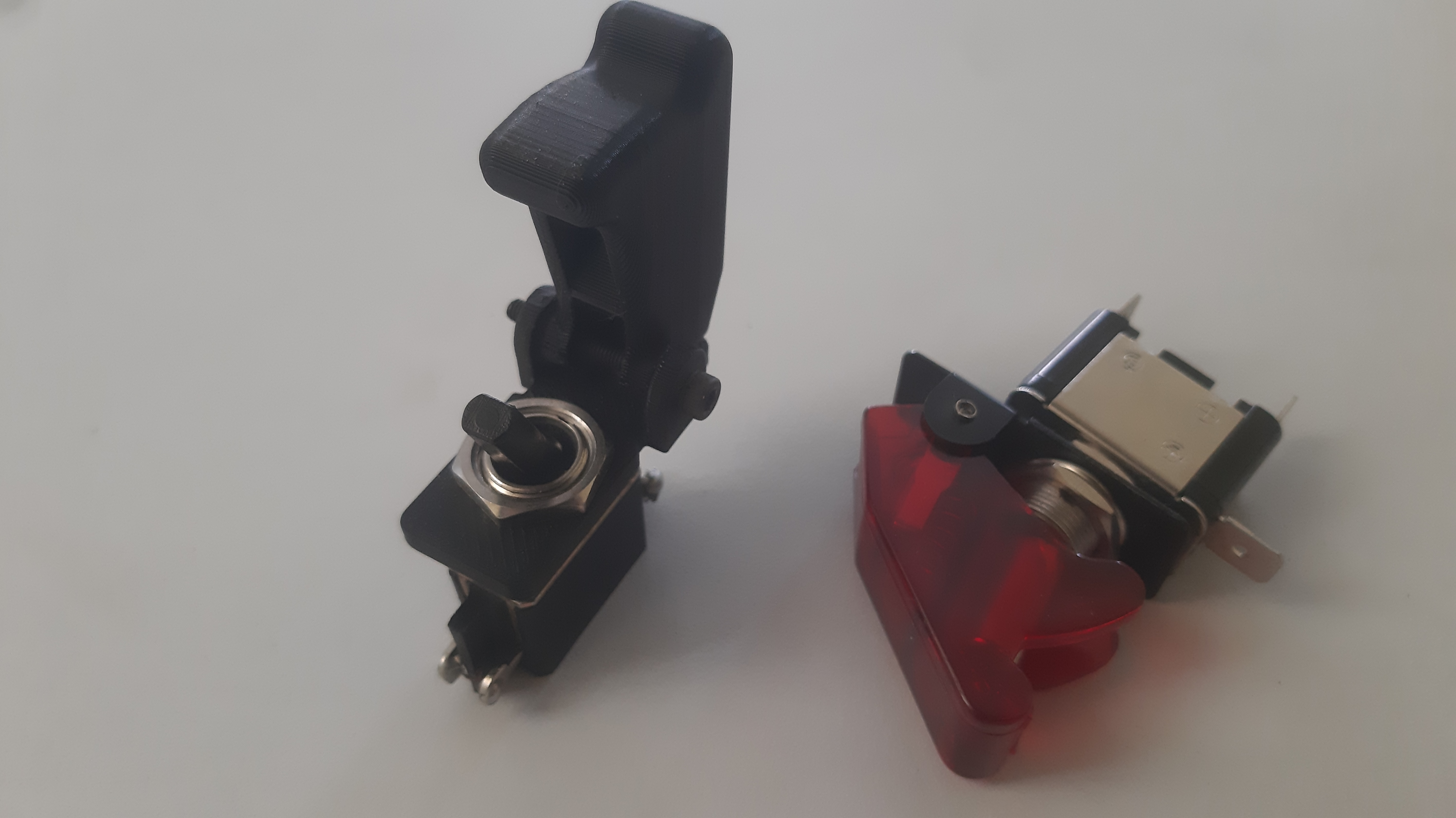 STL file Missile Toggle Switch Cover 📱・3D printing idea to download・Cults