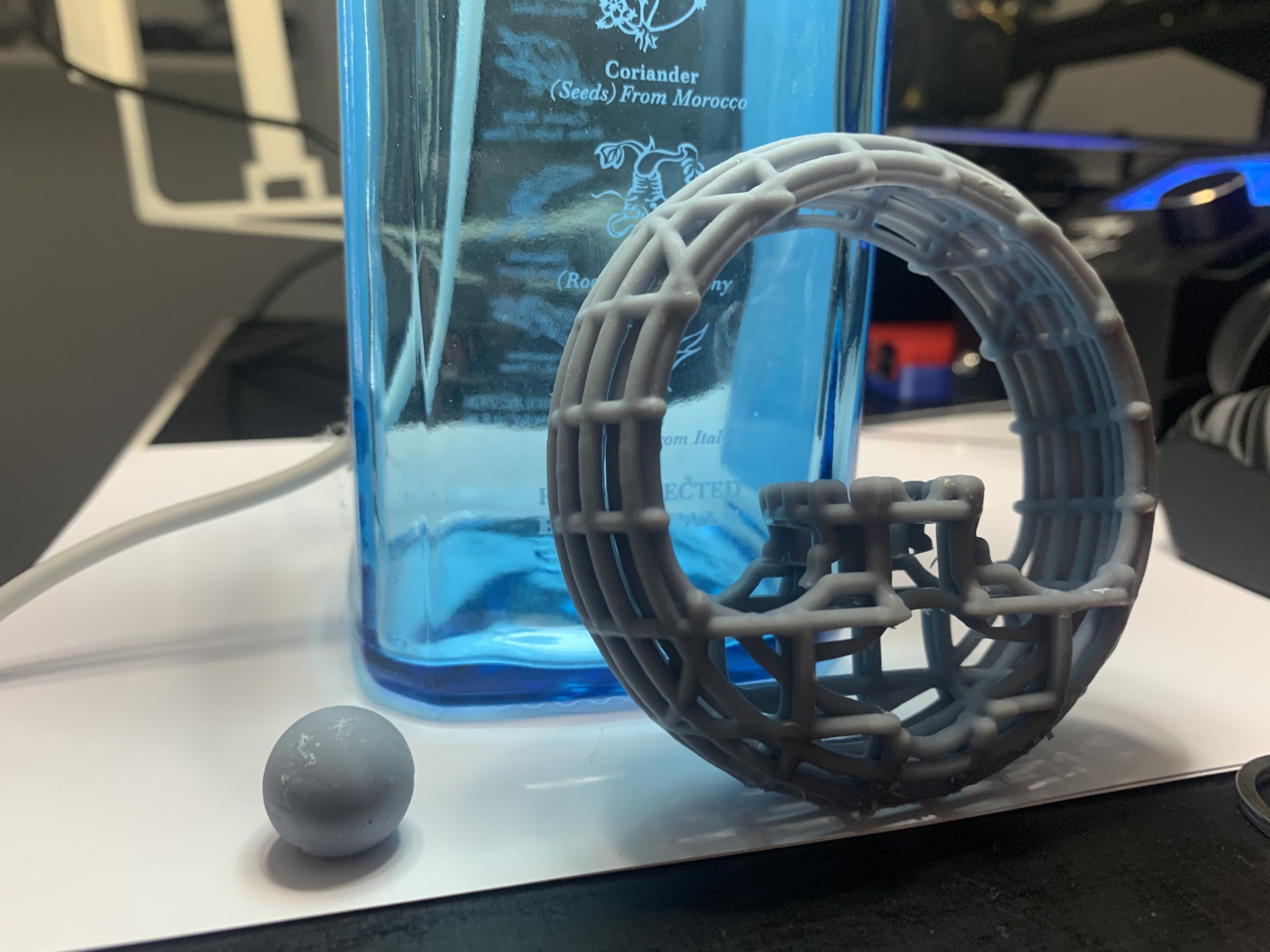 Free STL file Loopy looper wireframe 👌・3D printable model to download・Cults