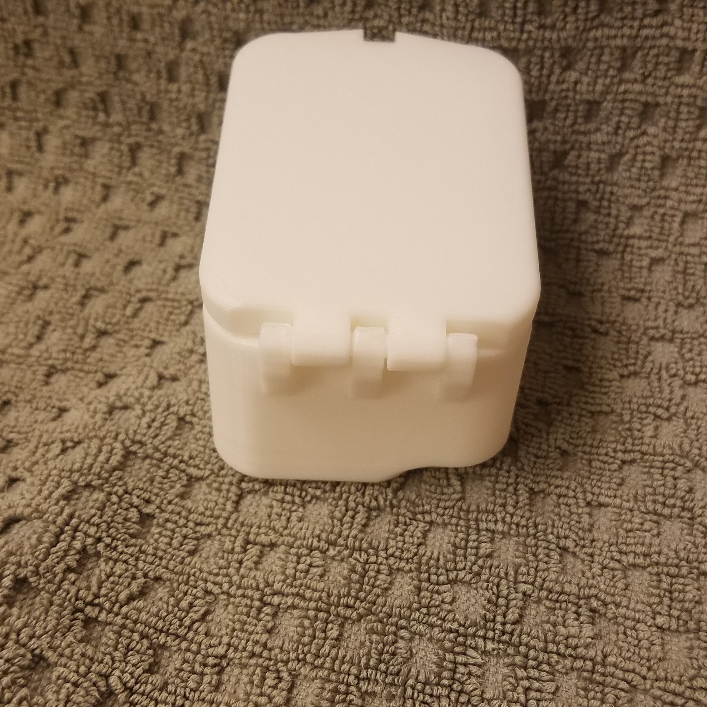 Free STL file Hero 8 Storage Case・Model to download and 3D print・Cults