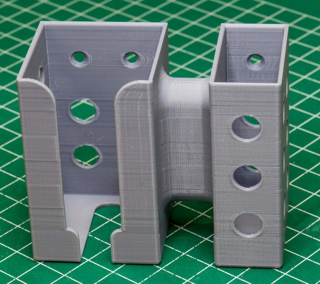 Free STL file Extech TL809 Test Lead Kit Wall Mount・3D printable design ...