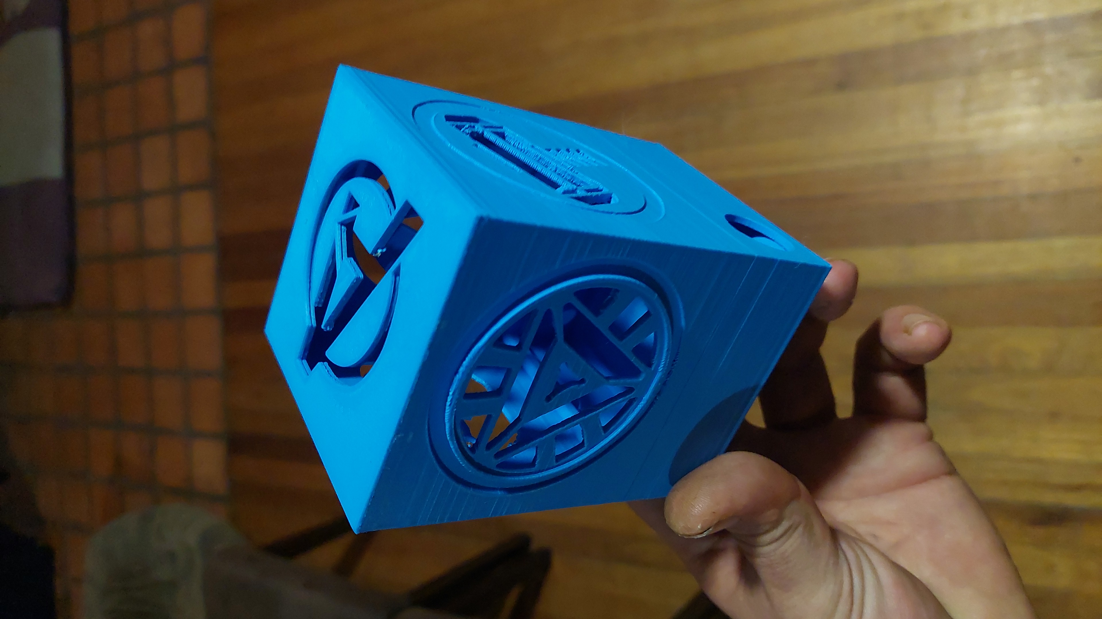 STL file Avengers Night Light・Design to download and 3D print・Cults