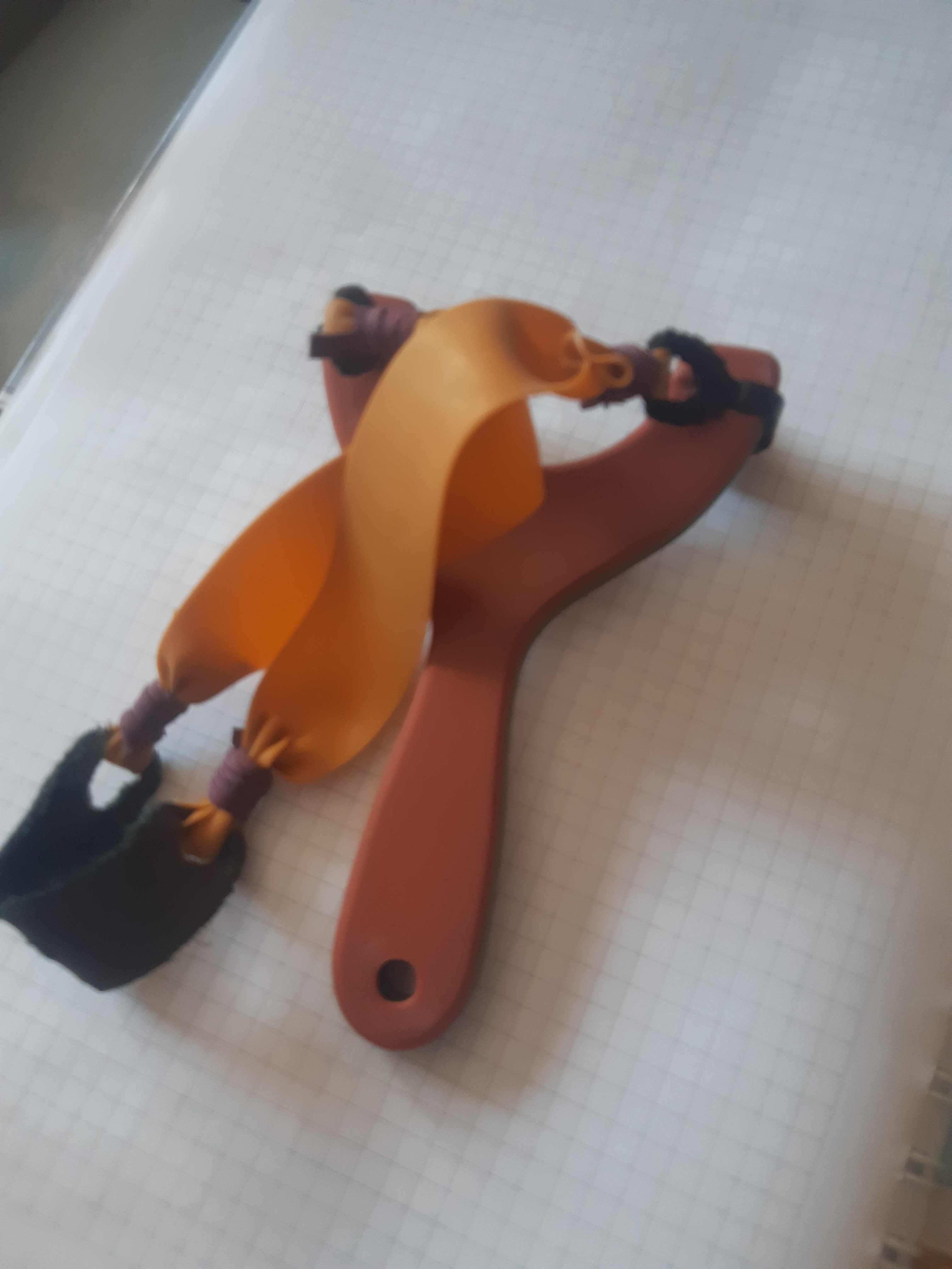 Free STL file Slingshot - Hornet style・Design to download and 3D print ...