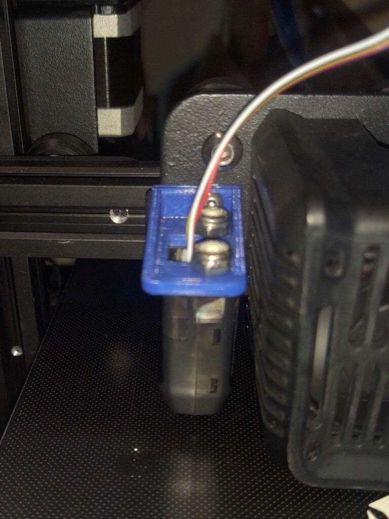 Free STL file Creality CR Touch mount for Voxelab Aquila 🔧・Design to ...