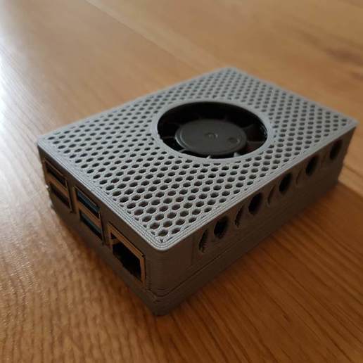 Download free 3D printer designs Raspberry Pi 4 case (40mm fan) ・ Cults