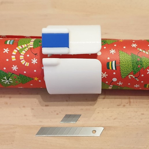 Download free STL file Xmas Wrapping paper cutter for break-off (Snap ...