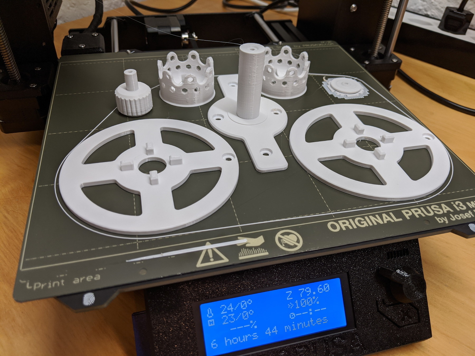 Free STL file Toy Hand Crank・3D printable model to download・Cults