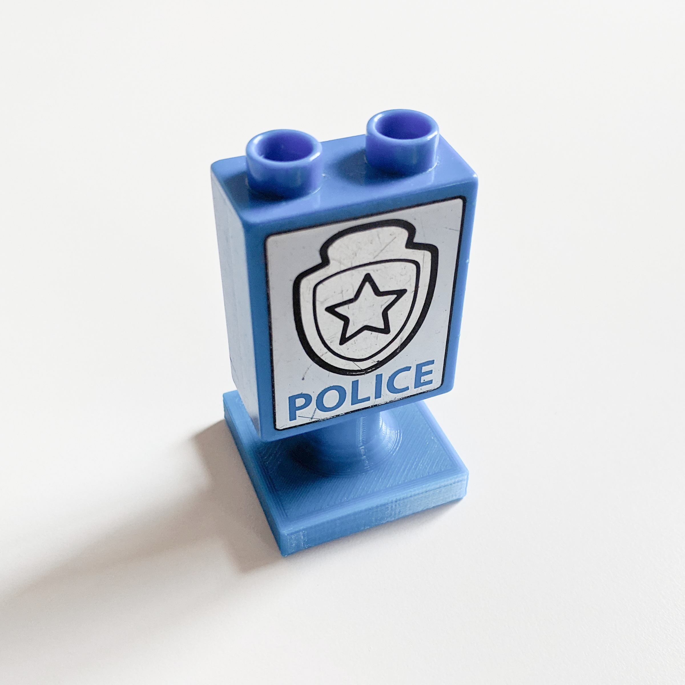 Free STL file Bricks Revolving Base・3D printable model to download・Cults