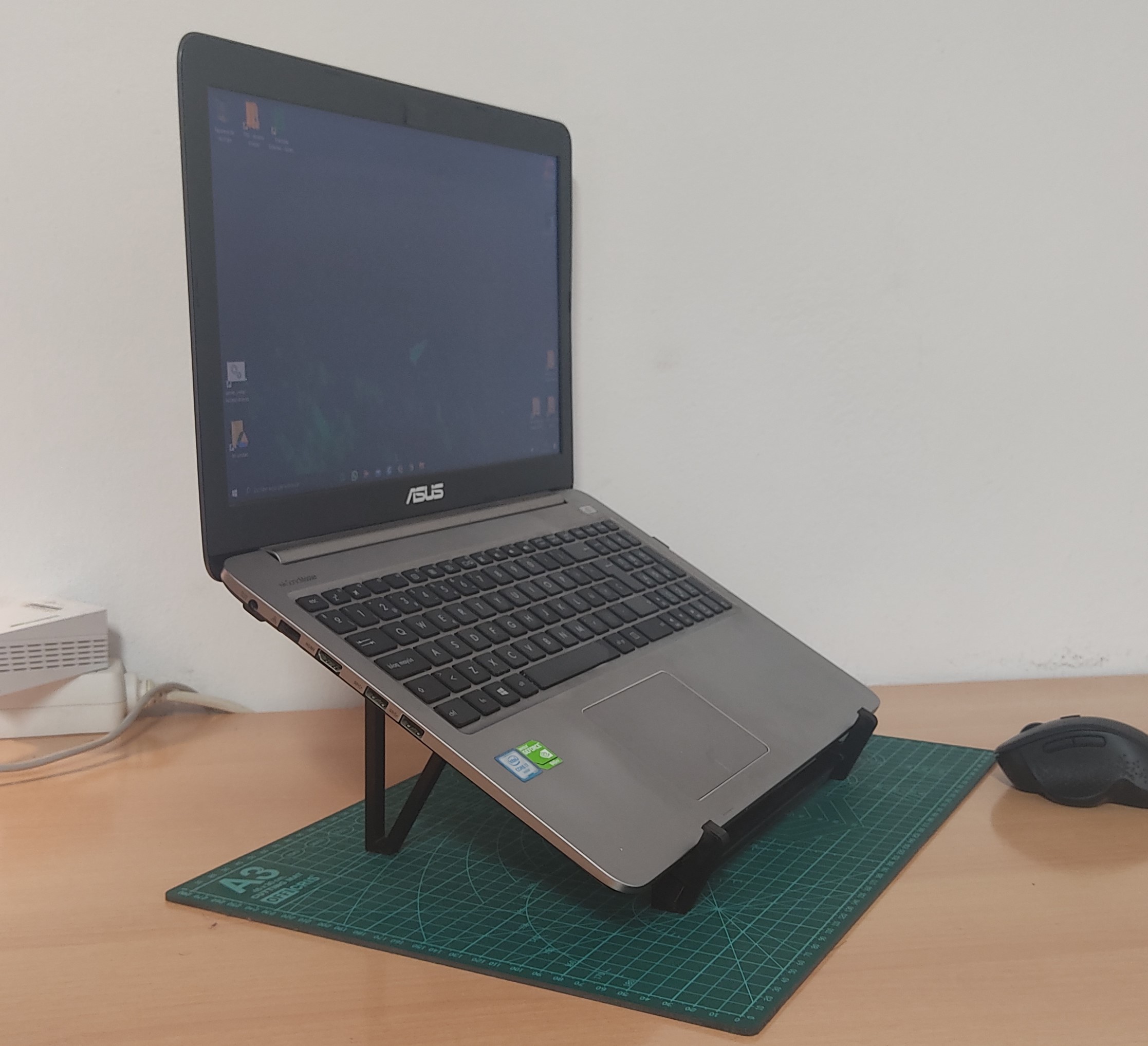 STL file LAPTOP STAND 5.0 /LAPTOP STAND 5.0・3D printable model to ...