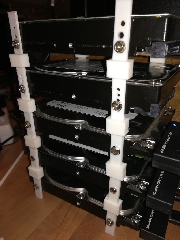 Free 3D file HDD Stack Mount・3D printable model to download・Cults