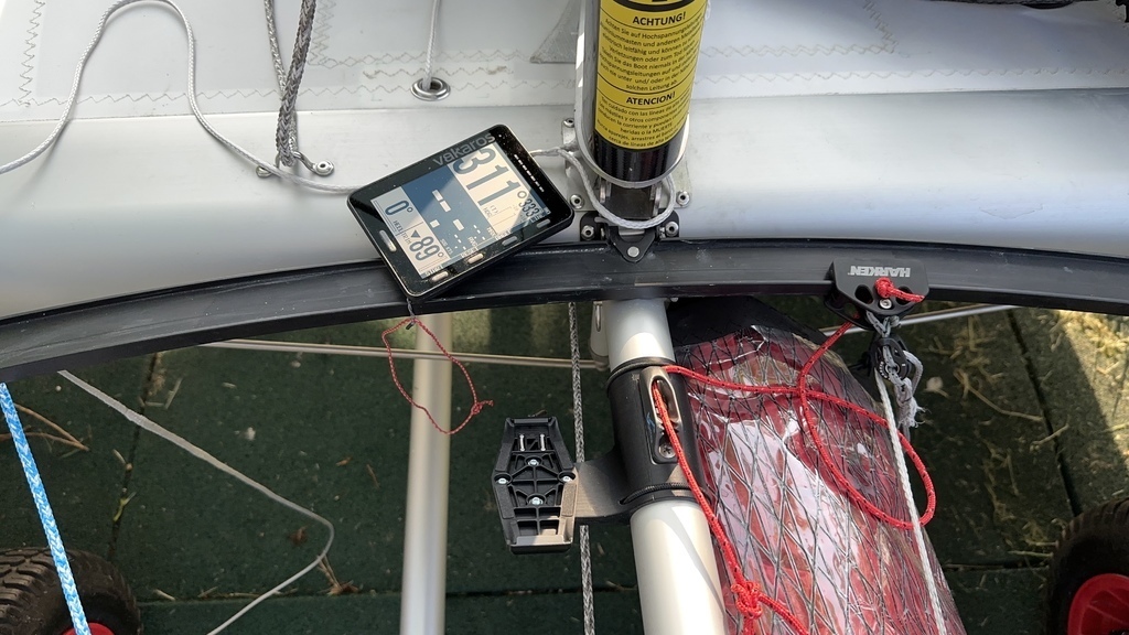 Free 3D file Vakaros Atlas 2 mount for Goodall Viper spinnaker boom・3D printer design to ...