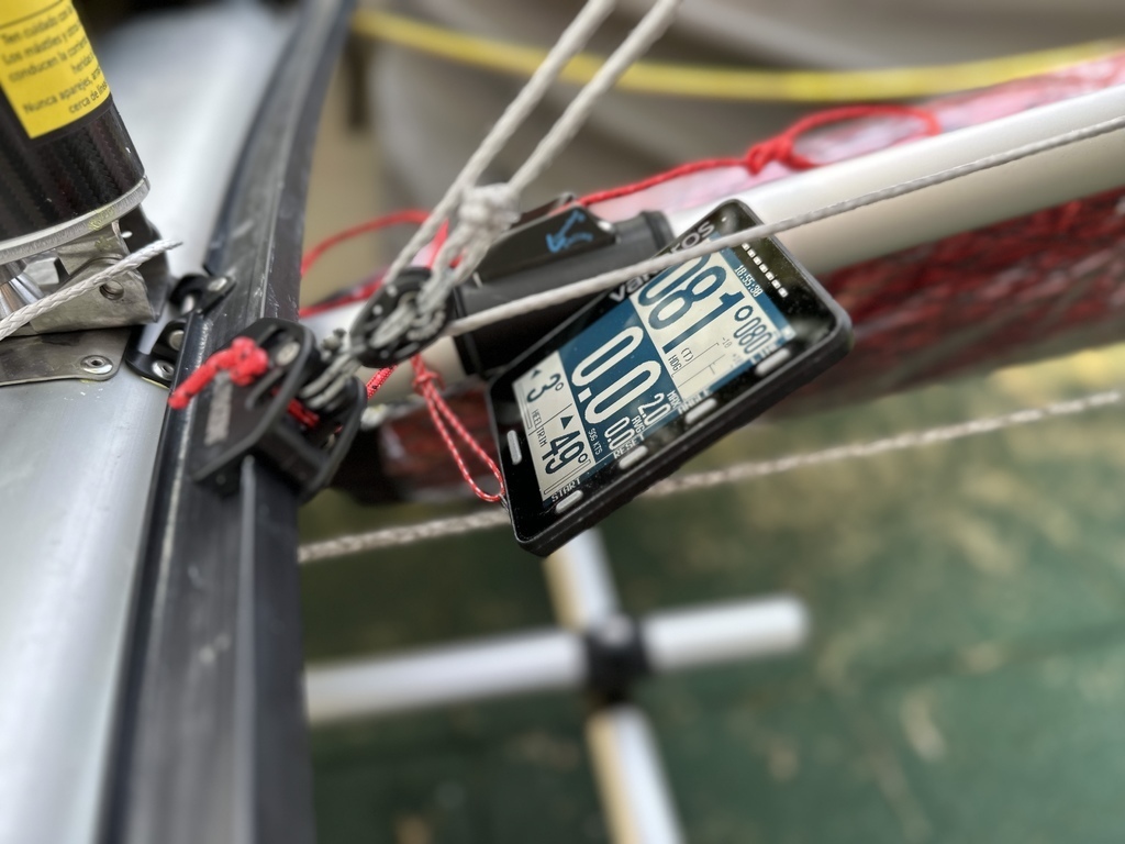 Free 3D file Vakaros Atlas 2 mount for Goodall Viper spinnaker boom・3D ...
