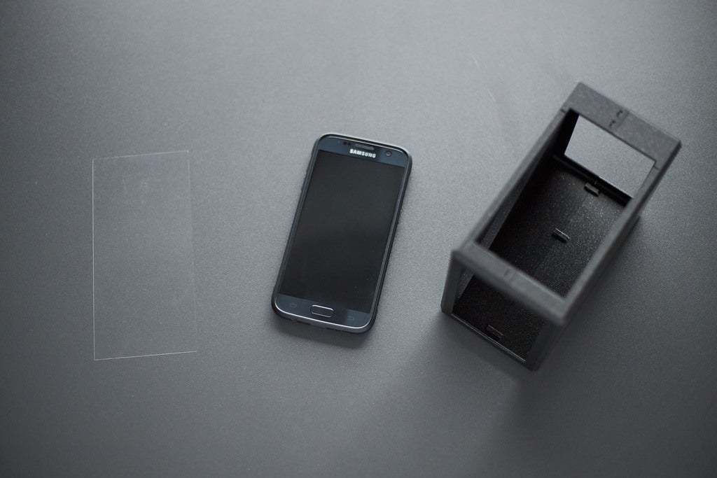 Free STL file Vertical Holographic Box for Smartphones・Template to ...