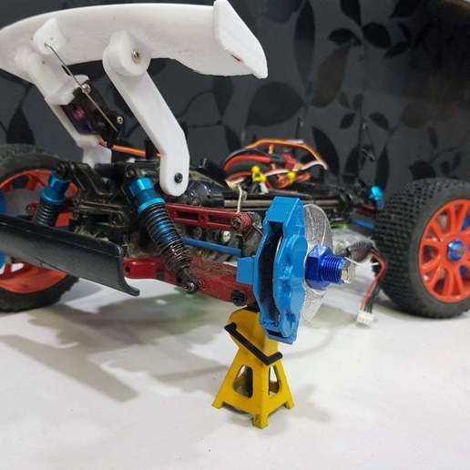 Download free STL Rc Brake Rotor and Caliper ・ Cults