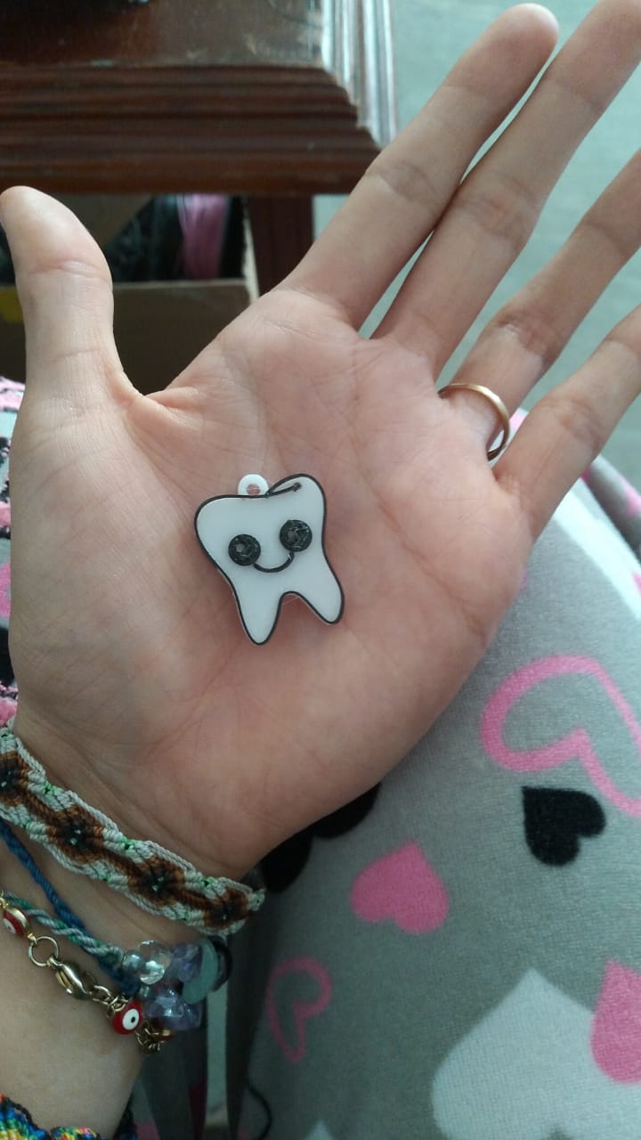 STL file Tooth Shaped Keychain・3D printable design to download・Cults