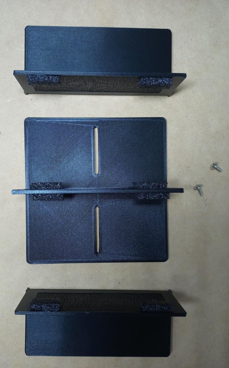 3D file Adjustable double vertical support 📓・3D printing idea to ...