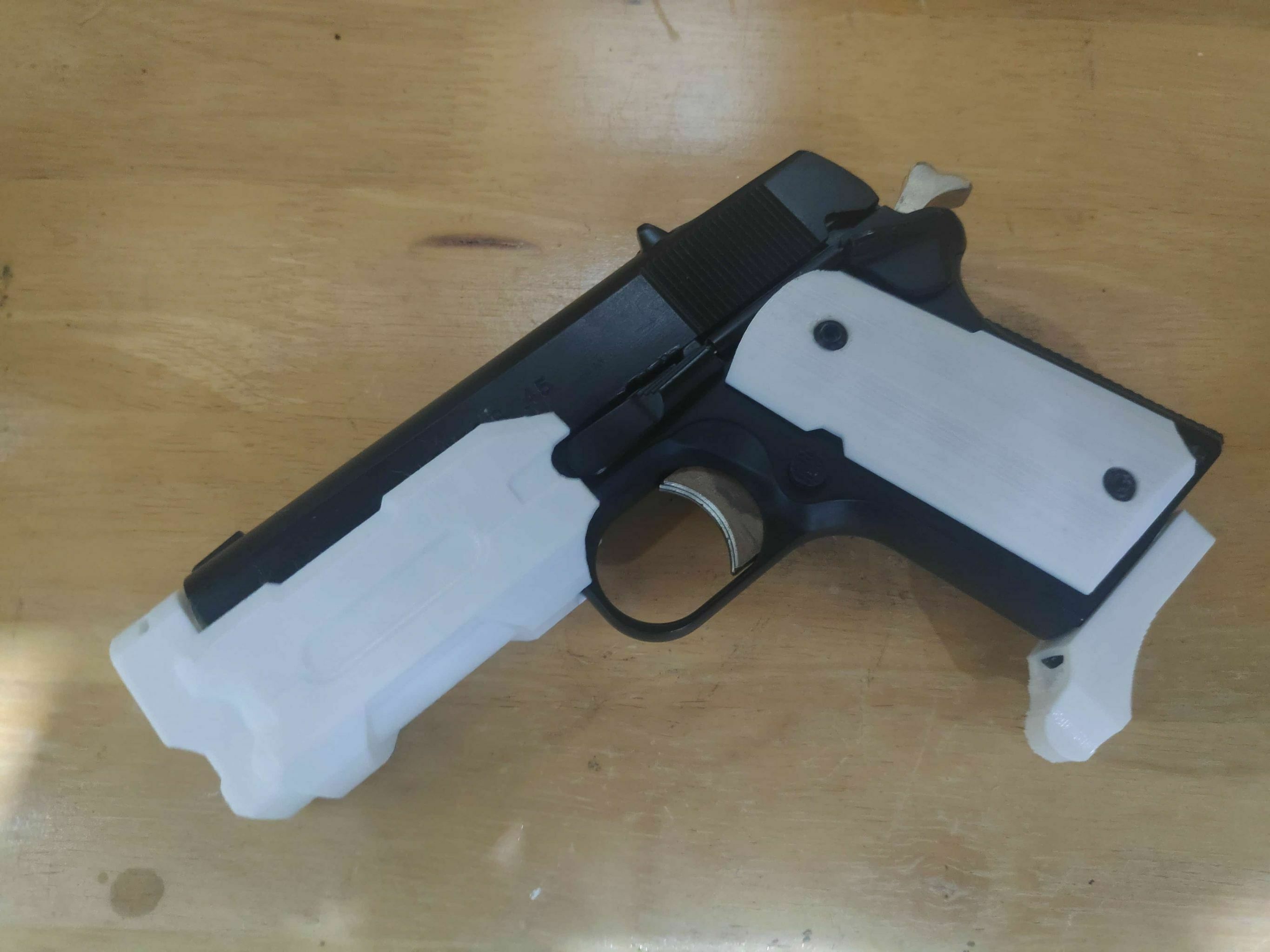 STL file Vorpal Bunny Airsoft Compensator and Handgrips・3D printing ...