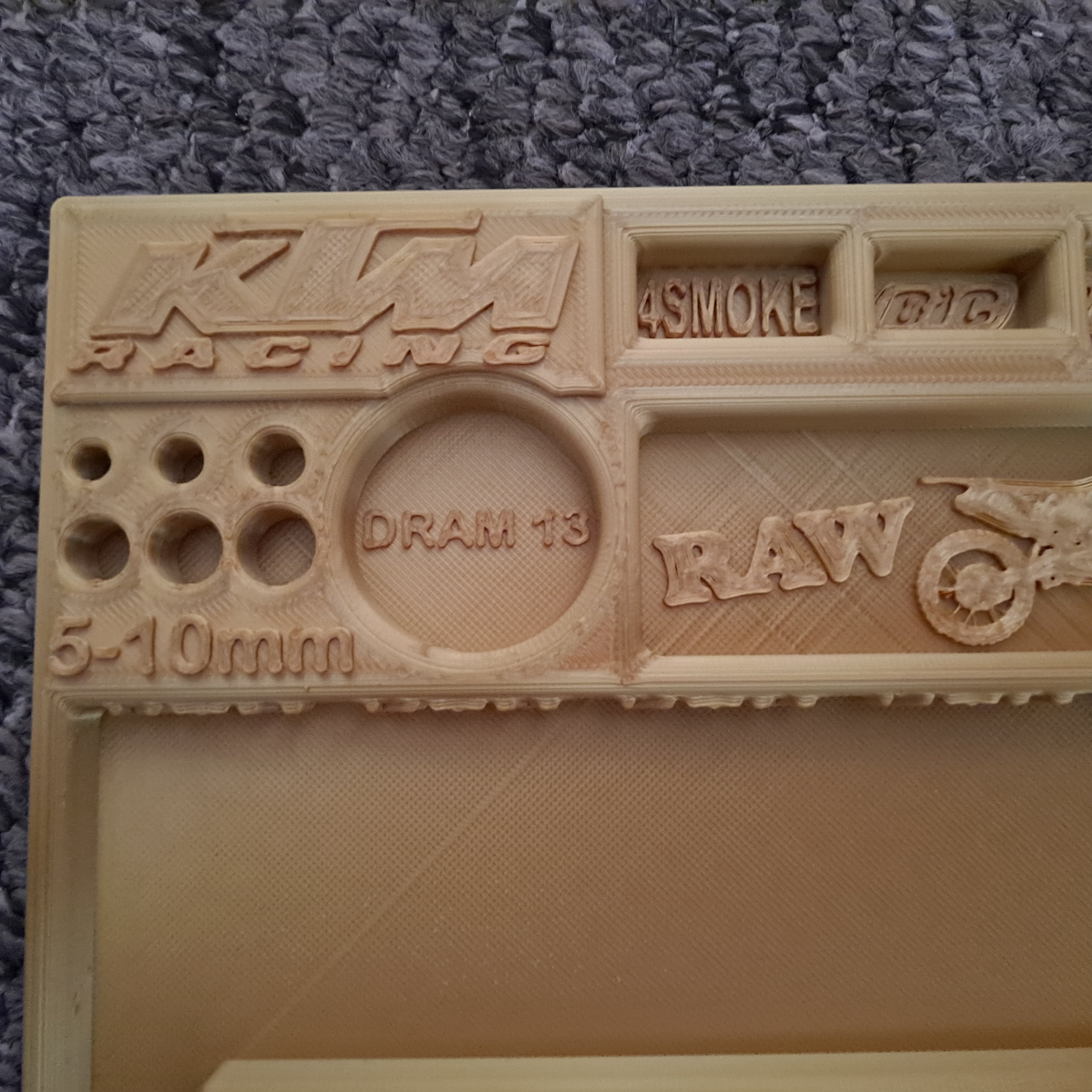 STL file KTM RACING TOBACCO ROLL SMOKING TRAY SUPPORTLESS・3D printing ...