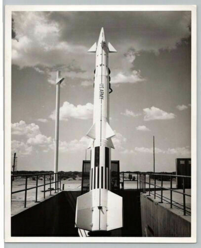 Free 3D file Cox Nike Zeus 🚀・3D print design to download・Cults