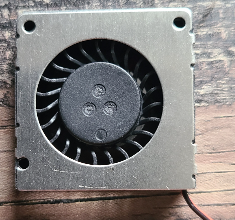 Free 3D file Raspberry Pi N64 game cartridge fan shroud・3D printing ...