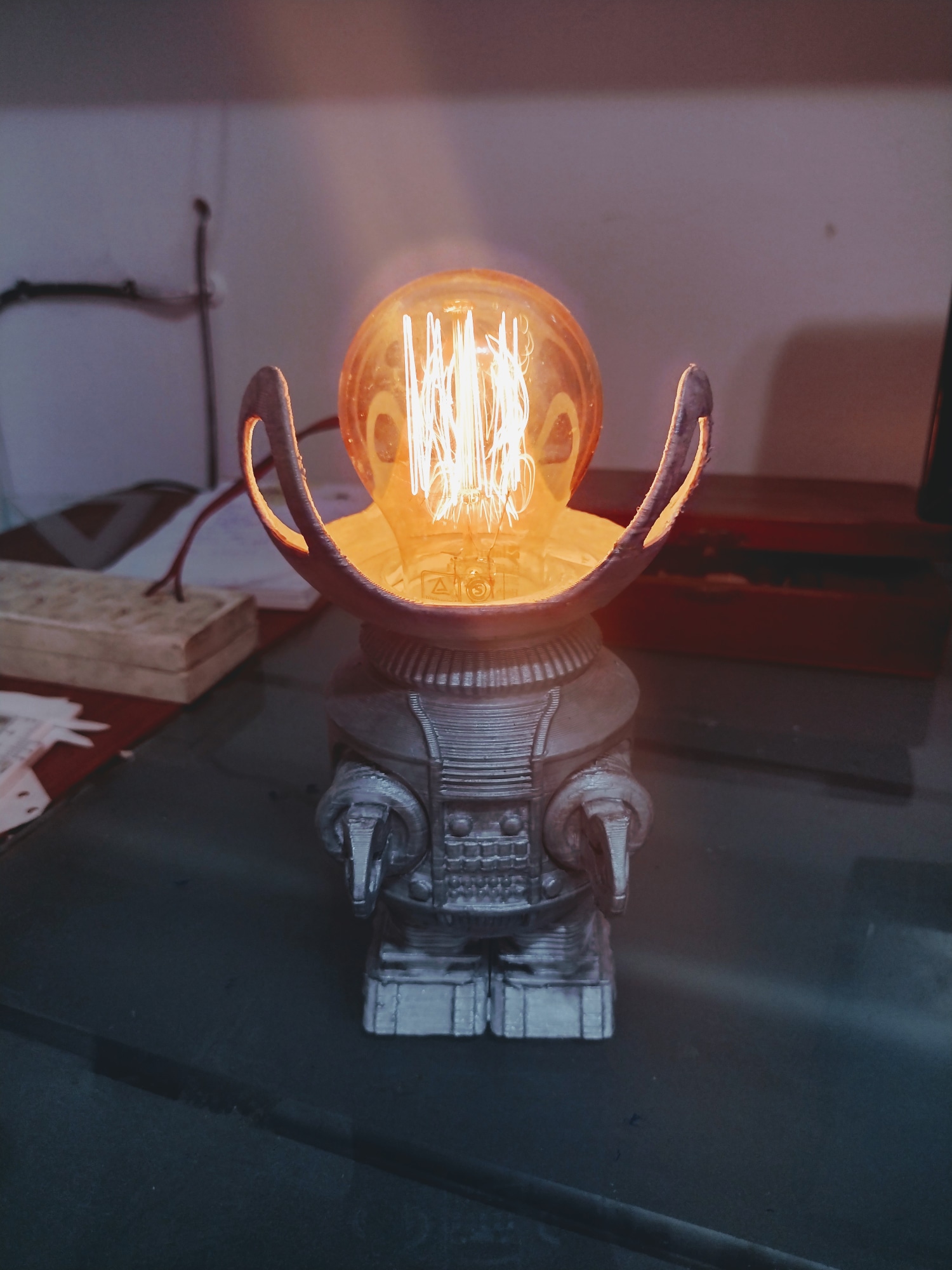 STL file Lamp Desk・3D printer design to download・Cults