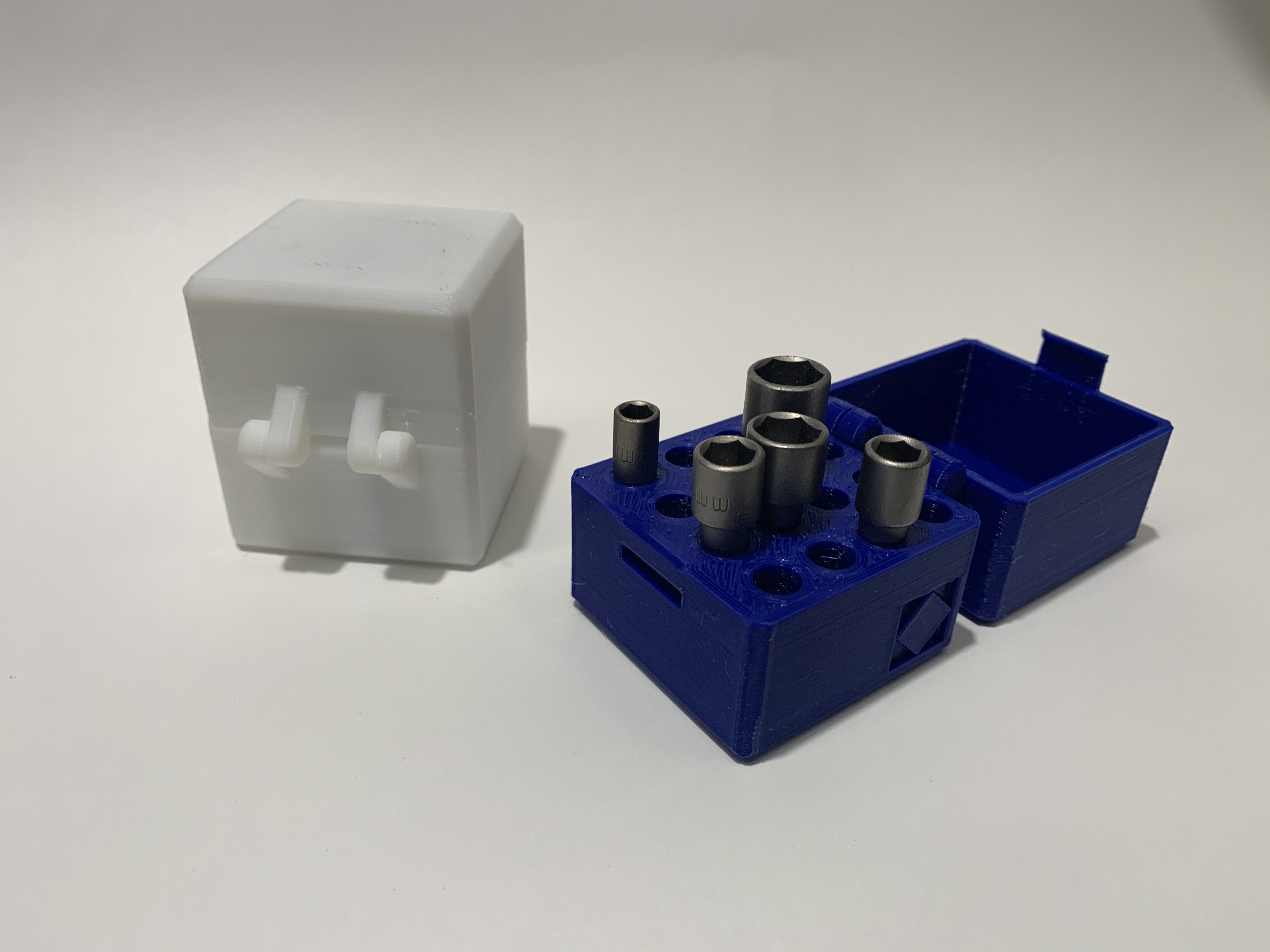 Free STL file Screwdriver bit Box Print in Place 🪛・3D printing idea to ...