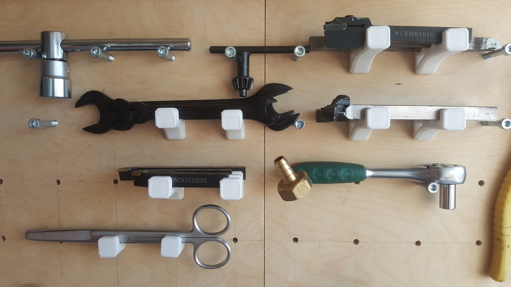 Free 3D file tool hangers 📦・3D print design to download・Cults