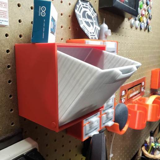 Download free STL file The Big Pegboard Bin • Model to 3D print ・ Cults