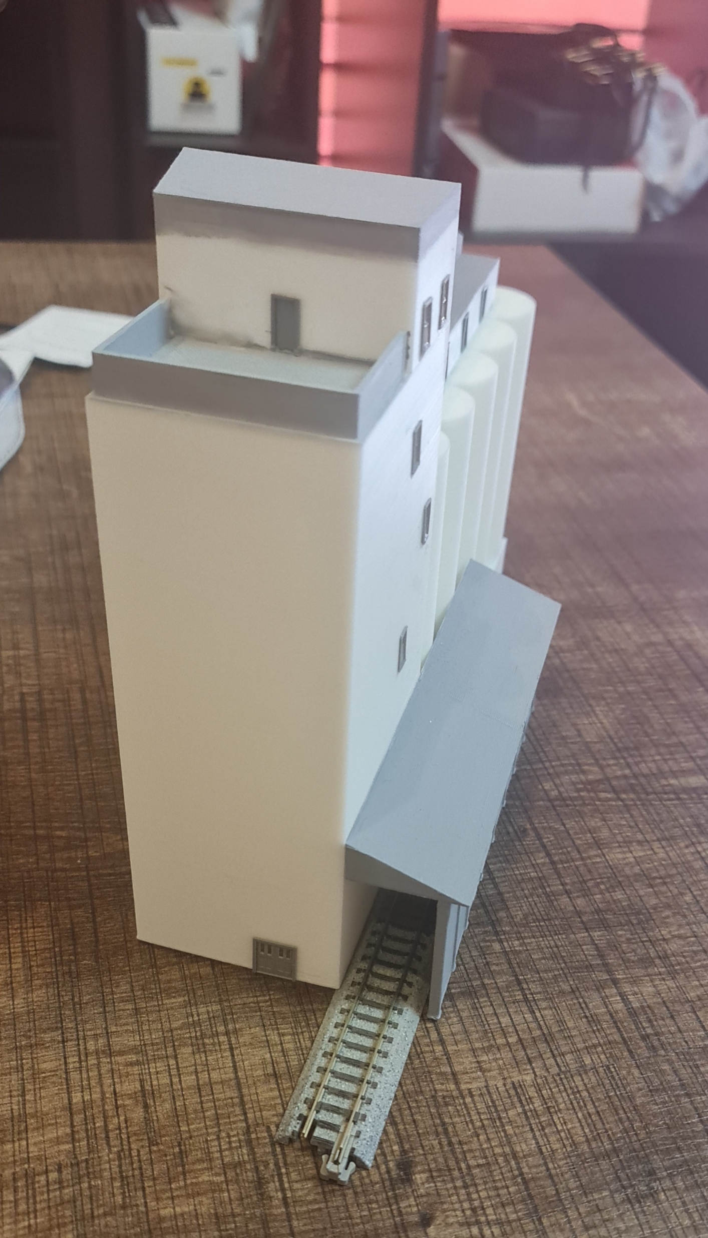 Free STL file N scale grain silo 🚆・3D print design to download・Cults