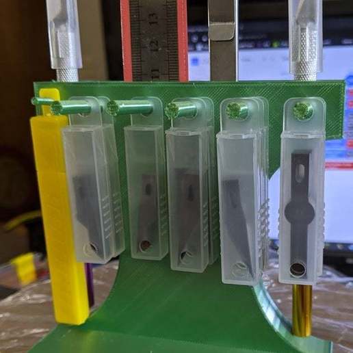 Download free STL file Exacto Knife Stand 4609193 • 3D print object ・ Cults