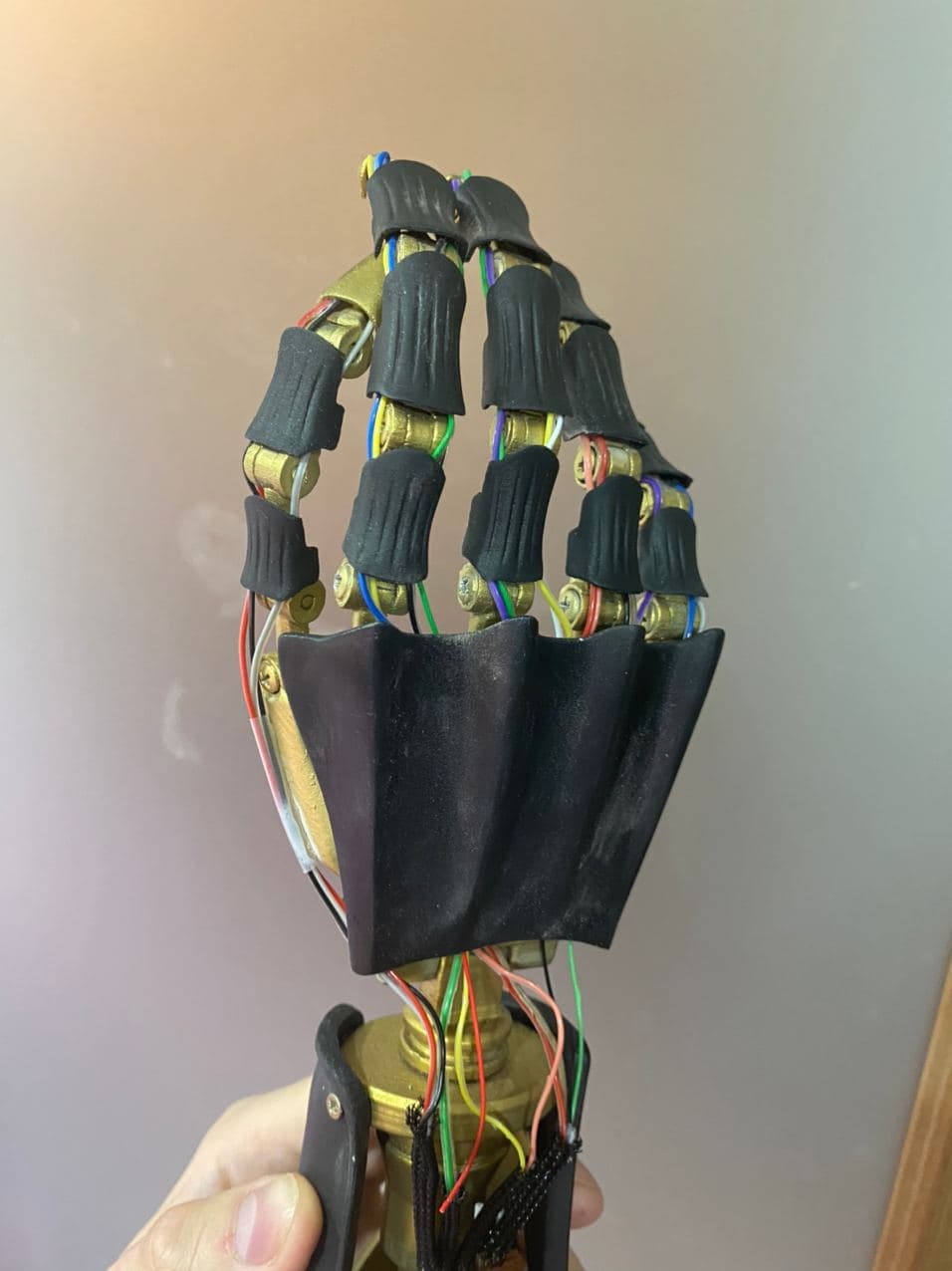 3D file Star Wars Anakin Skywalker Arm for cosplay・3D printing template ...