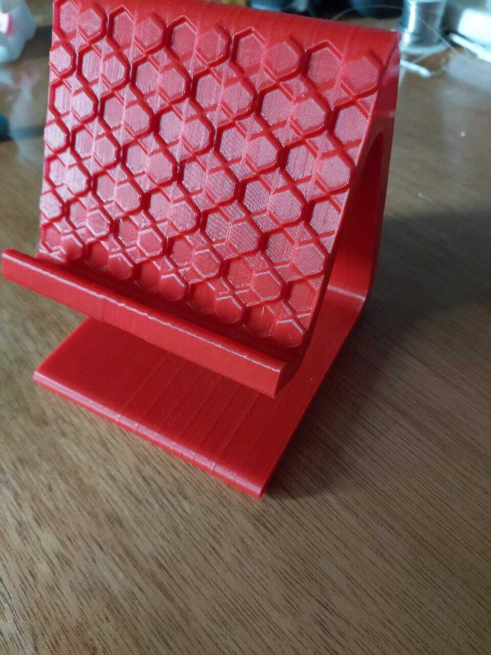 STL file Geometric cell phone stand 📞・Model to download and 3D print・Cults