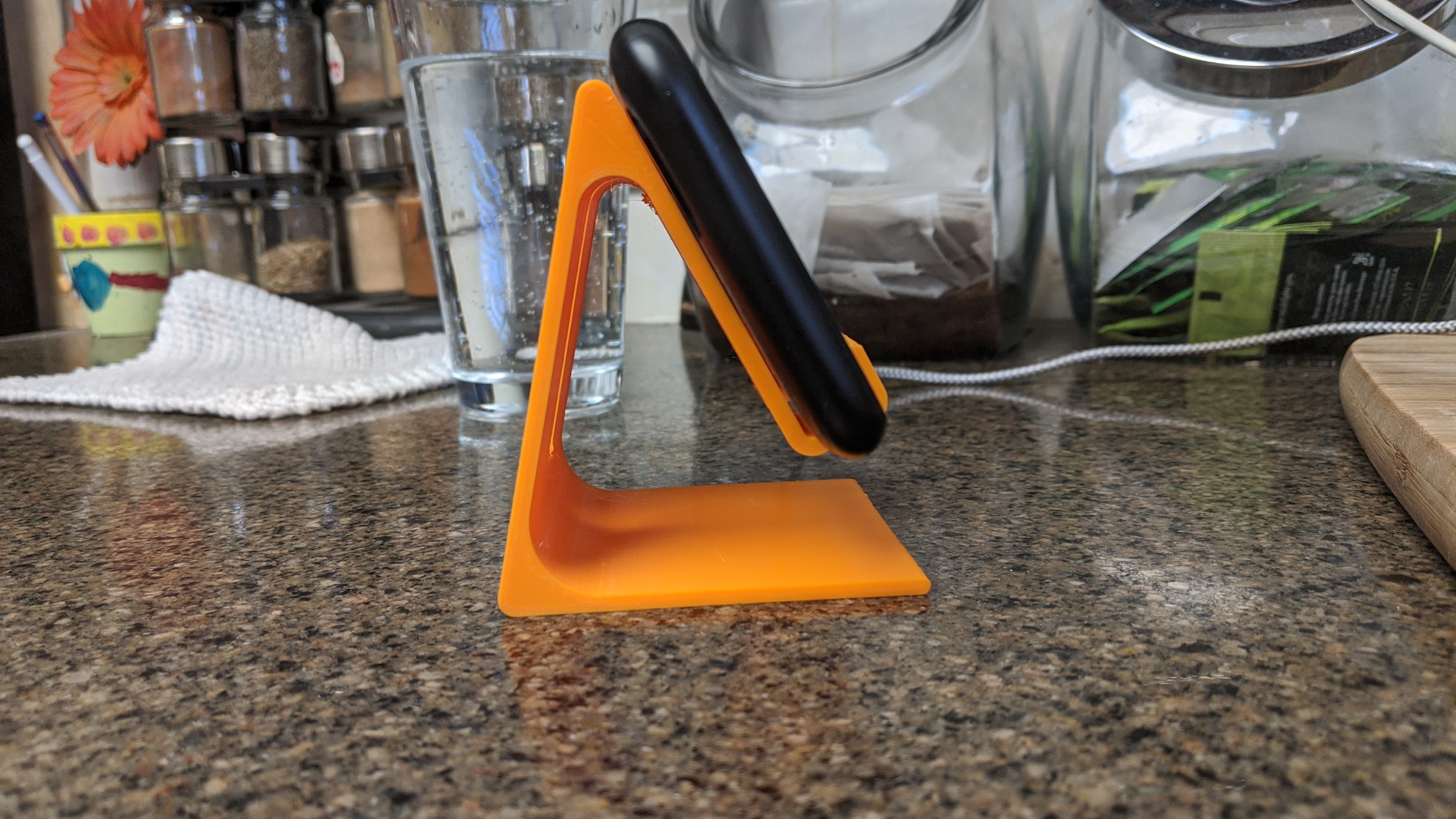 Free STL file Mobile Phone stand FREE・3D printable object to download・Cults