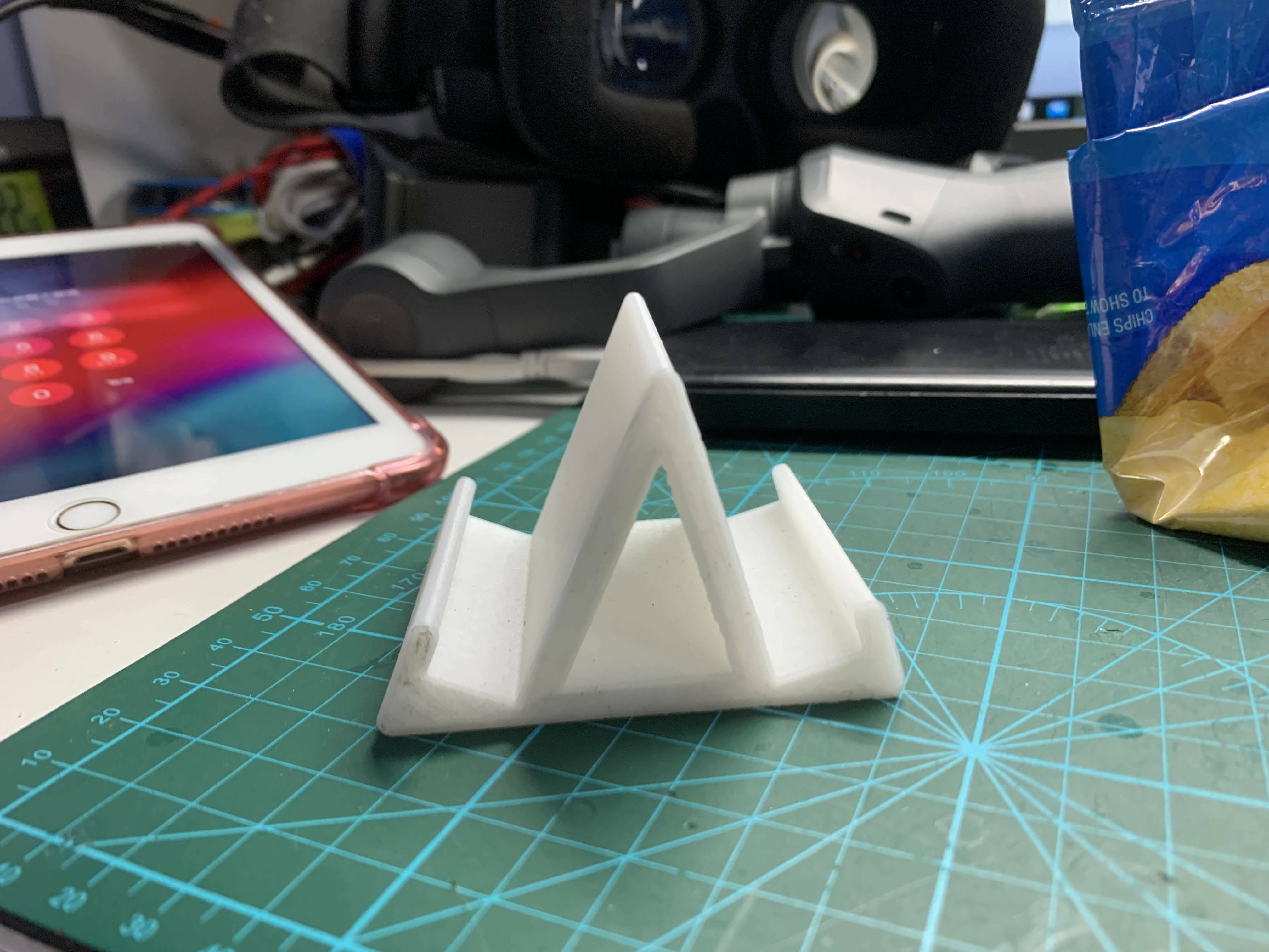 STL file Smartphone iPhone iPad stand with 2 inclination・3D printable ...