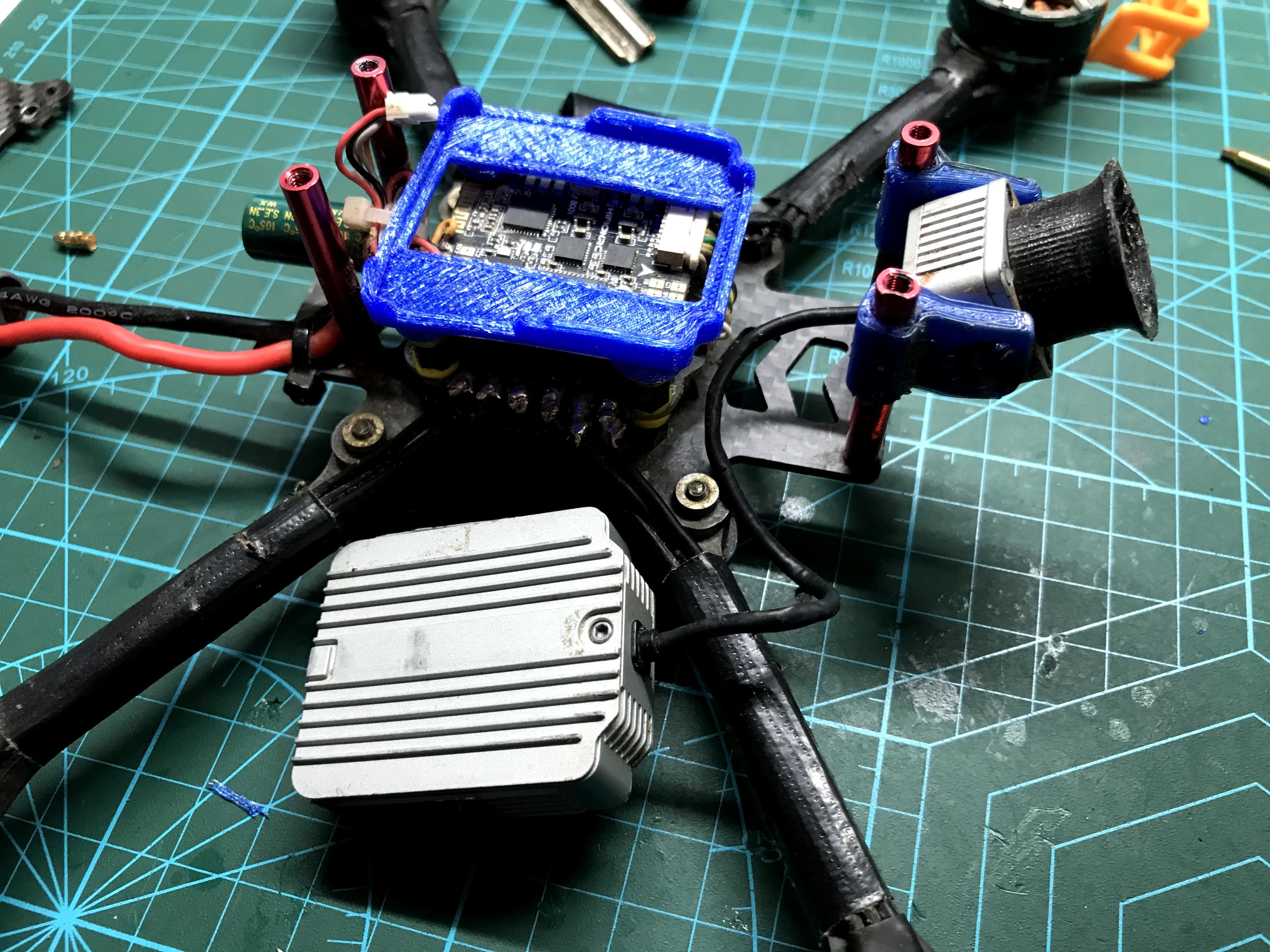 STL file DJI FPV air unit mount plug on the flight controller 🔌・3D ...