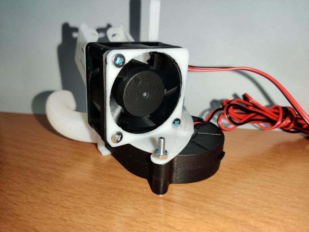 Free STL file 5015 fan bracket for 40mm fans for the Mini-Me hotend ...