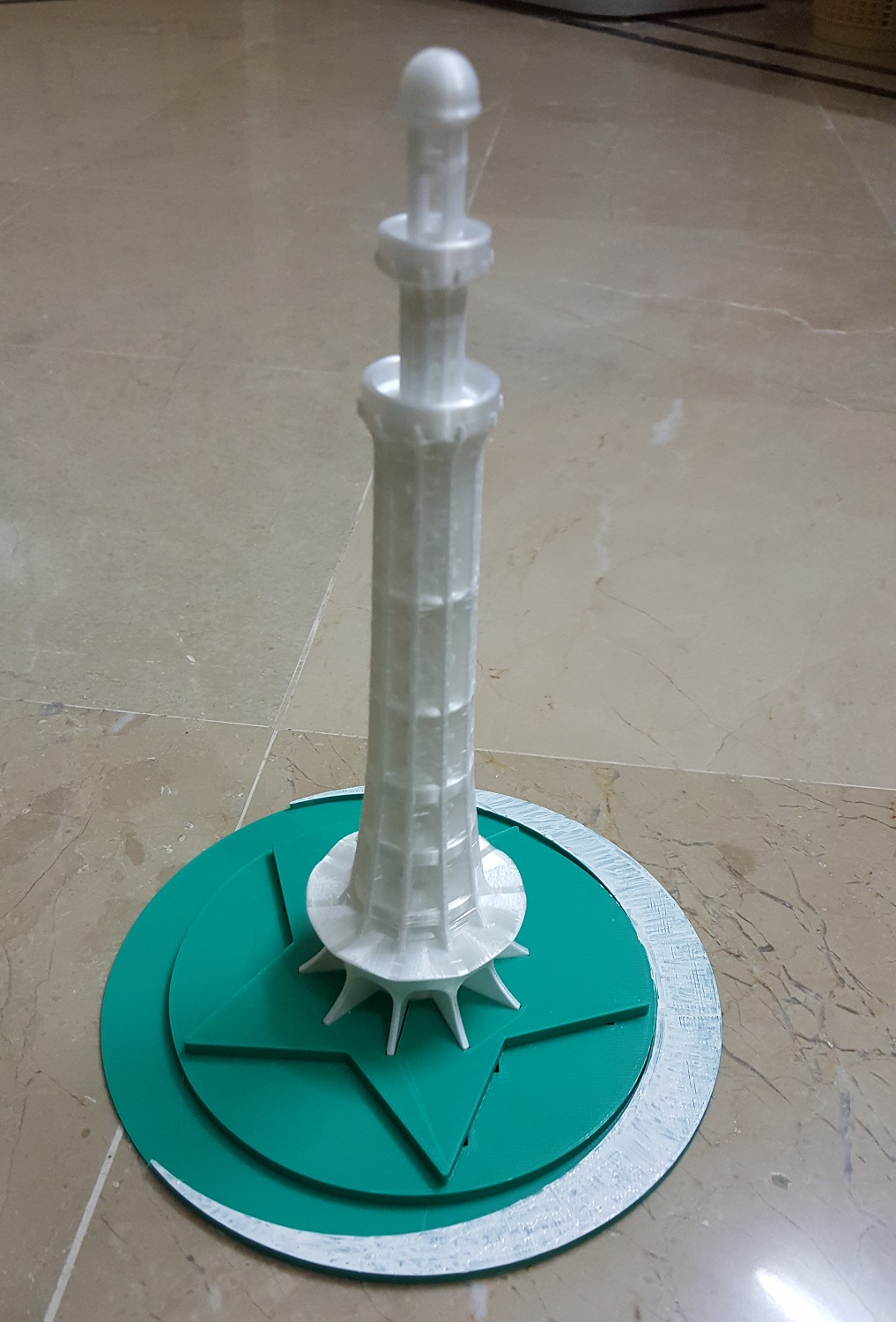 Free STL file Minar-e-Pakistan 🇵🇰・Design to download and 3D print・Cults