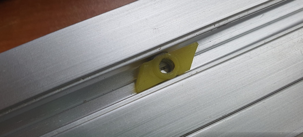 Free 3D file 30x30 profile T-Nut M4・3D print design to download・Cults