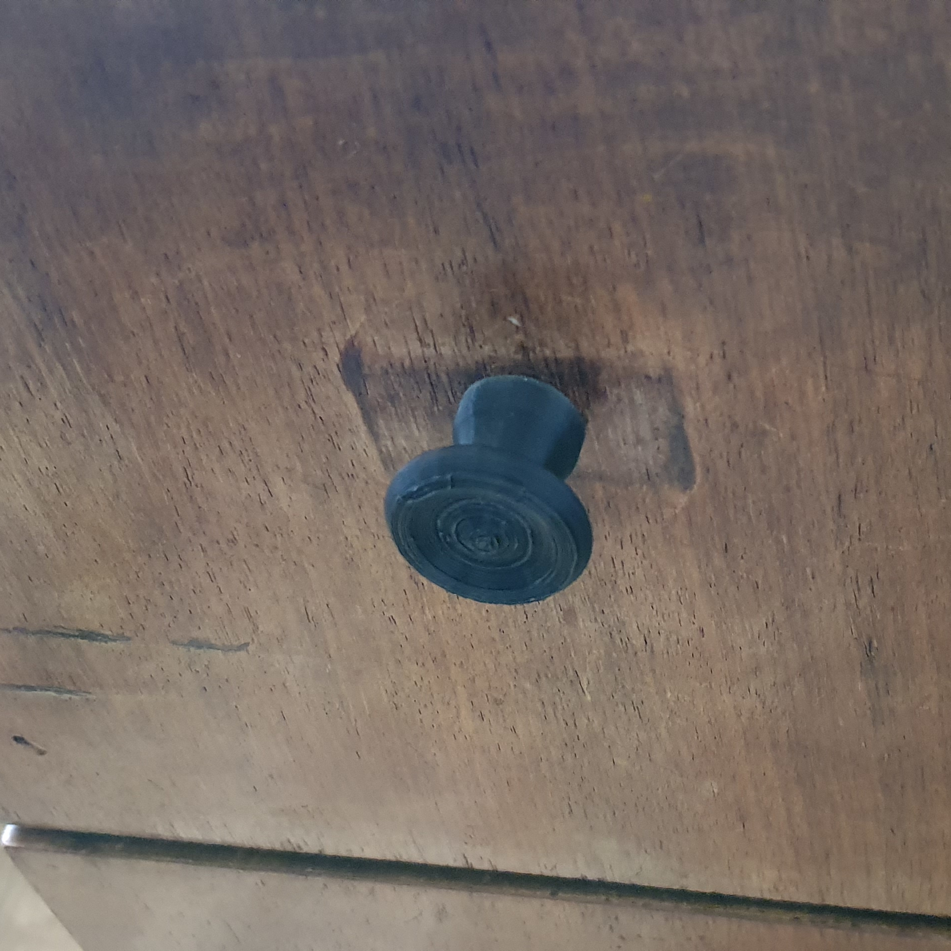 Free STL file Single drawer handle - V2・3D printing template to ...