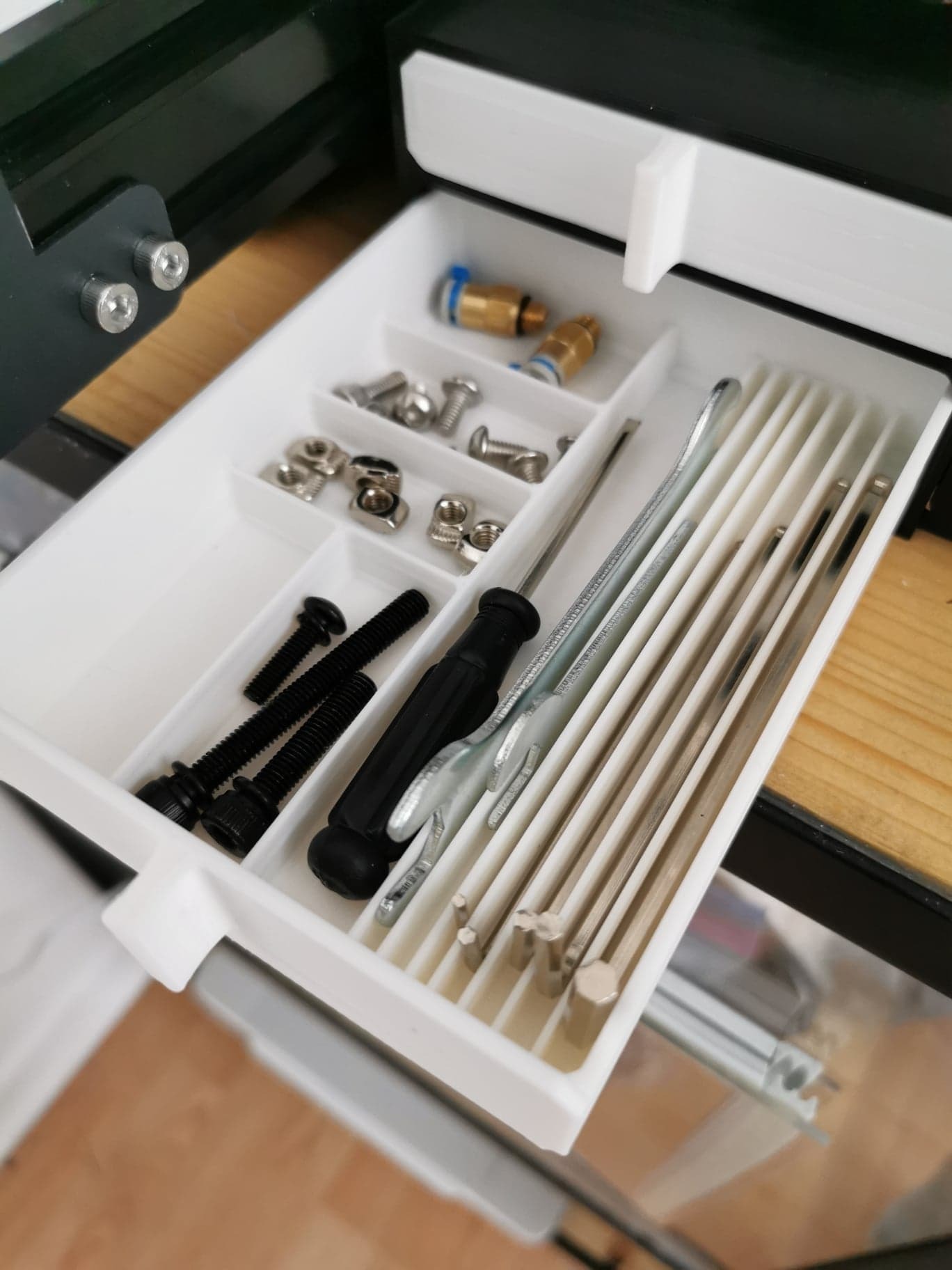 Free STL file Ender 3 pro tool box・3D printable model to download・Cults