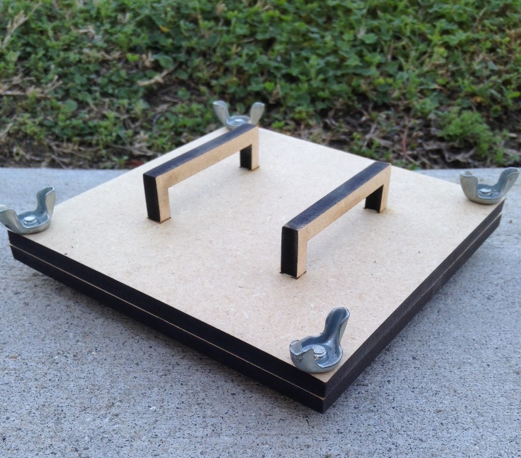 Free 3D file Laser Cut Flower Press 💐・3D print object to download・Cults