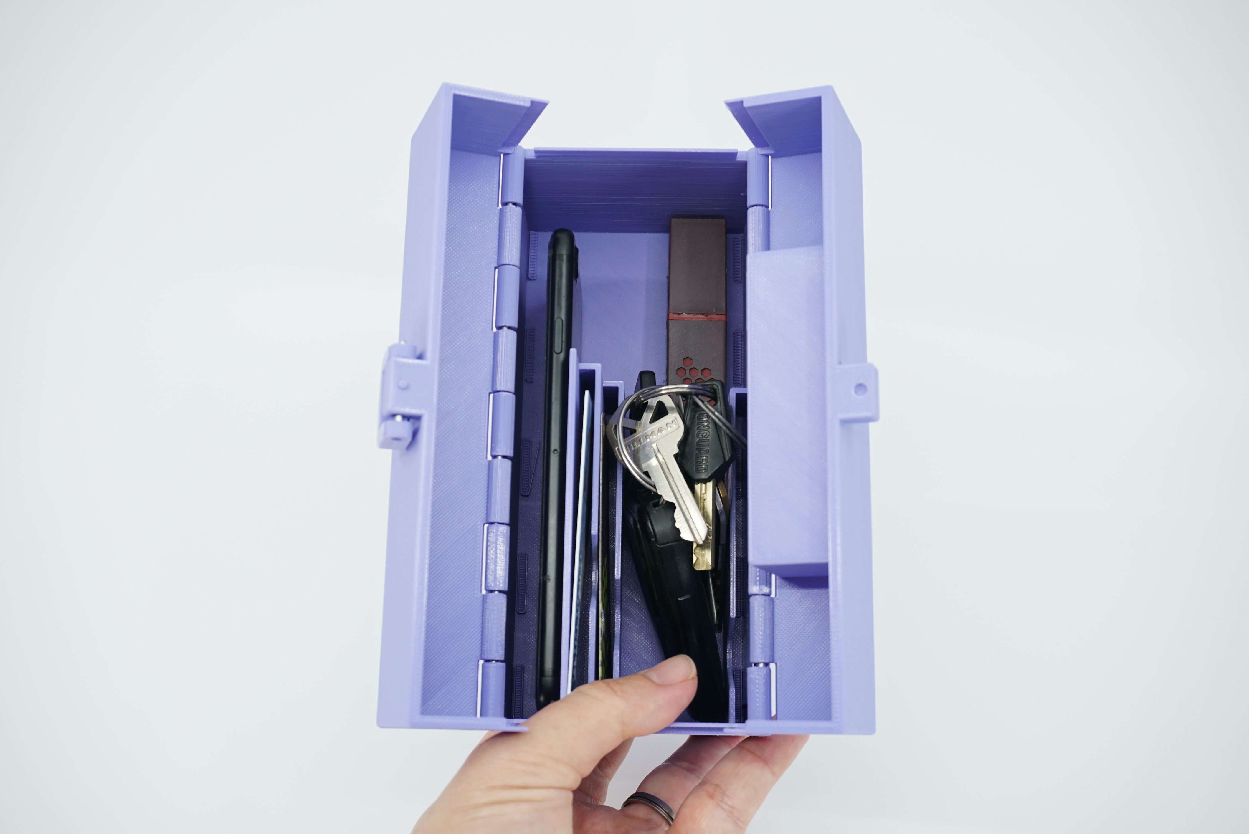 STL file Small Purse, Highly Organized Sturdy Clutch With Built-in ...